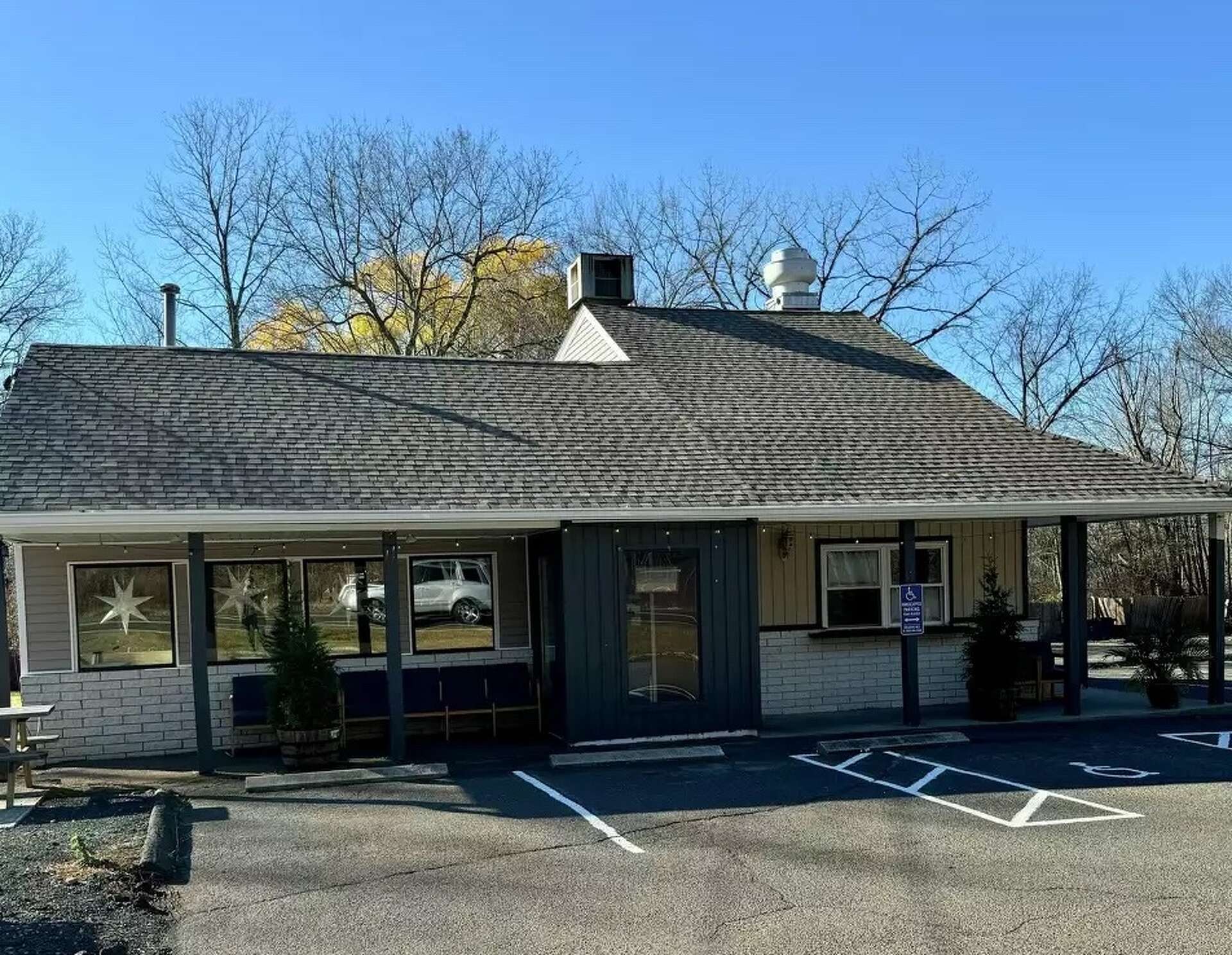 Ani’s Kitchen opens in Southington at former Bird Dog BBQ space