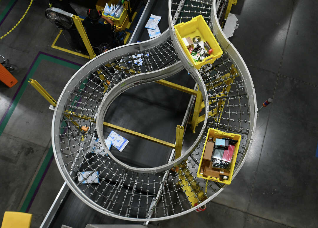 How Amazon became one of the biggest employers in CT