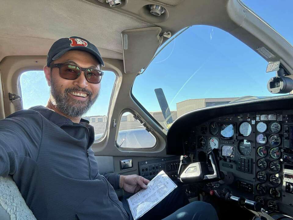 Pilot killed in Windham plane crash was ferrying rescue dogs to Albany