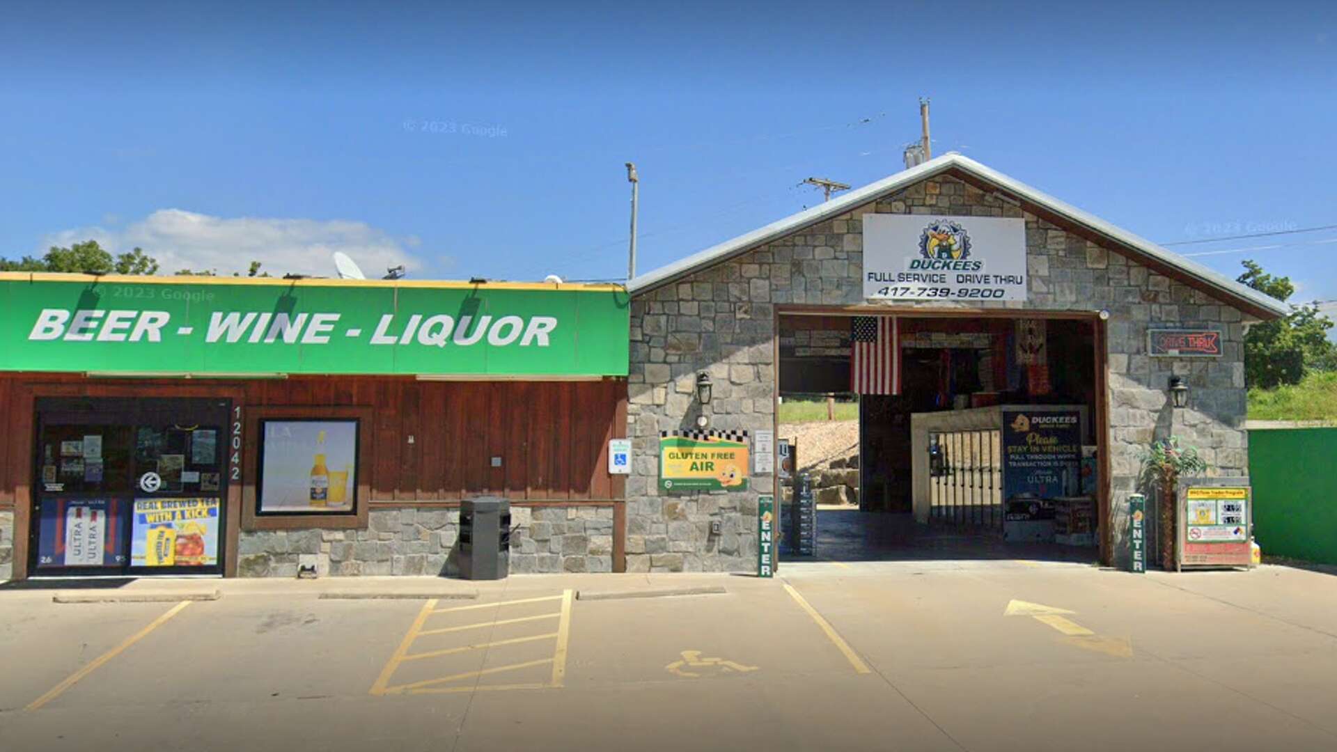 Buc-ee's sues new rival in Midwest expansion