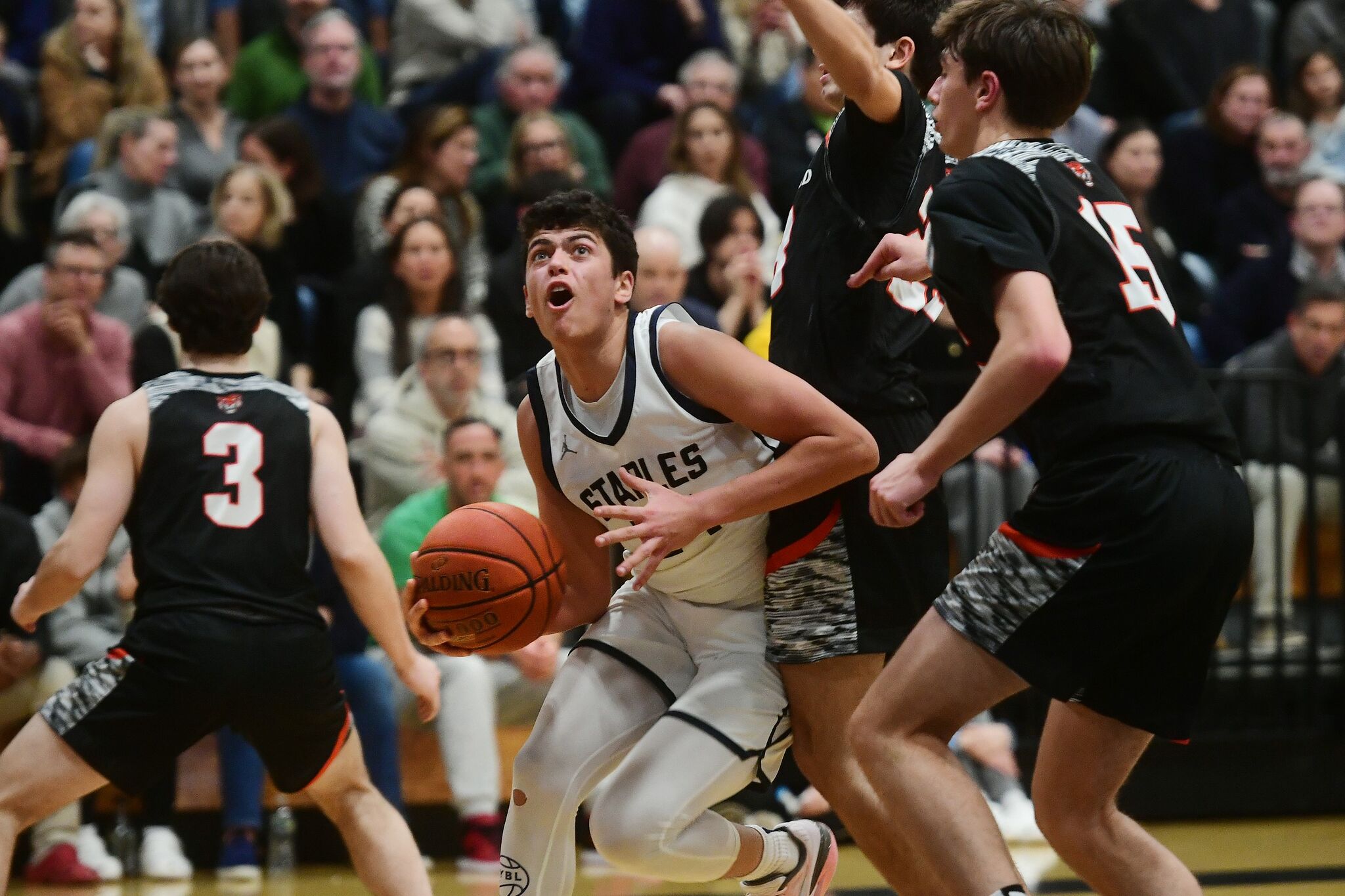 CT boys basketball team moves up to play in CIAC Division I tournament
