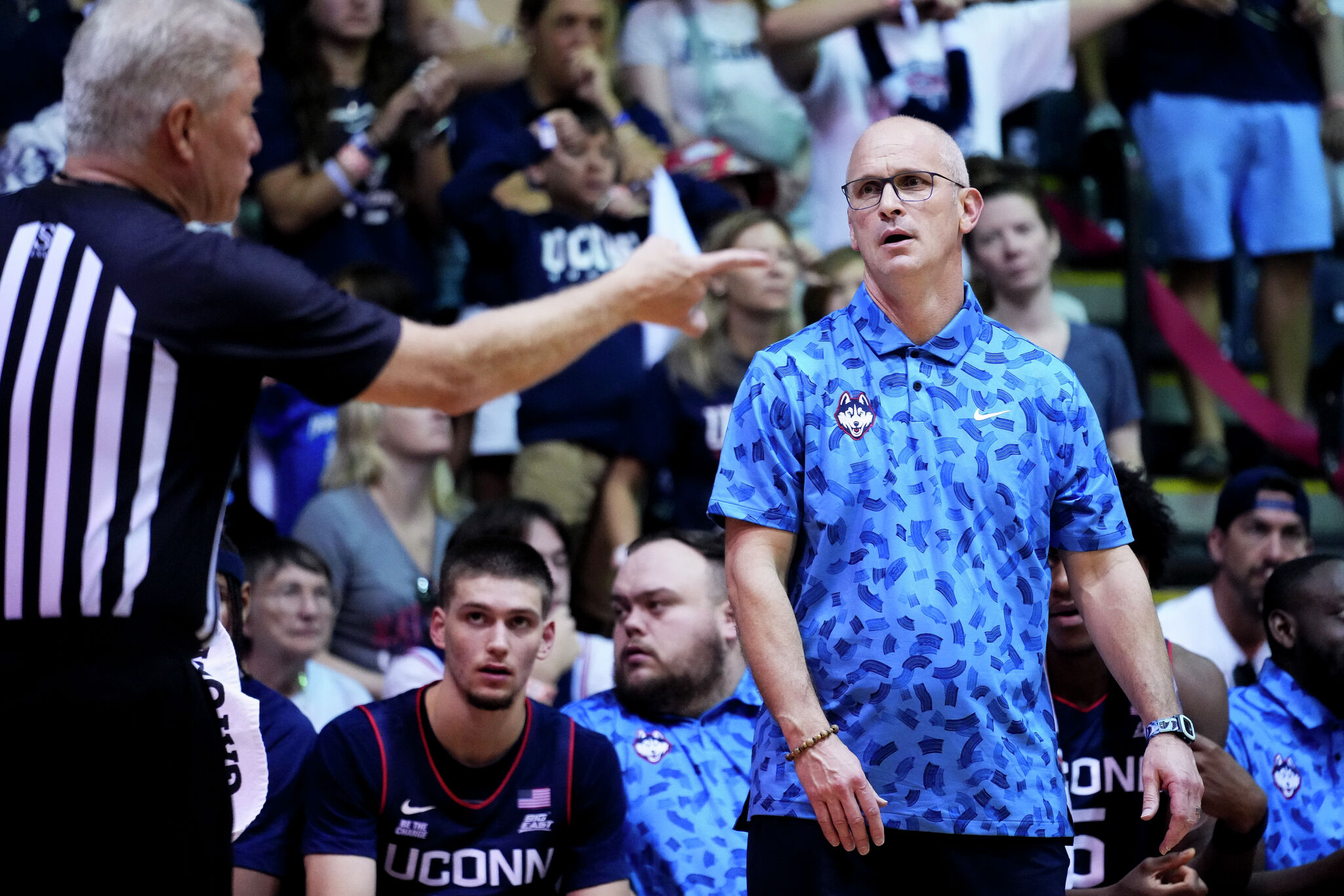 Colorado stuns UConn men's basketball team at Maui Invitational
