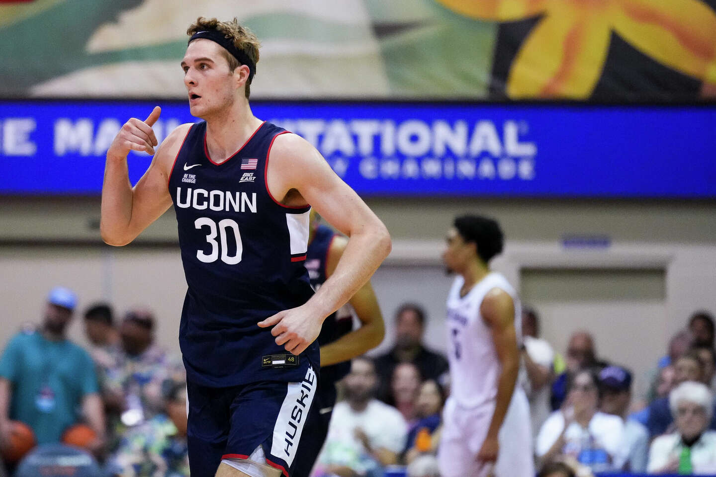 What Liam McNeeley's injury means for UConn men's basketball