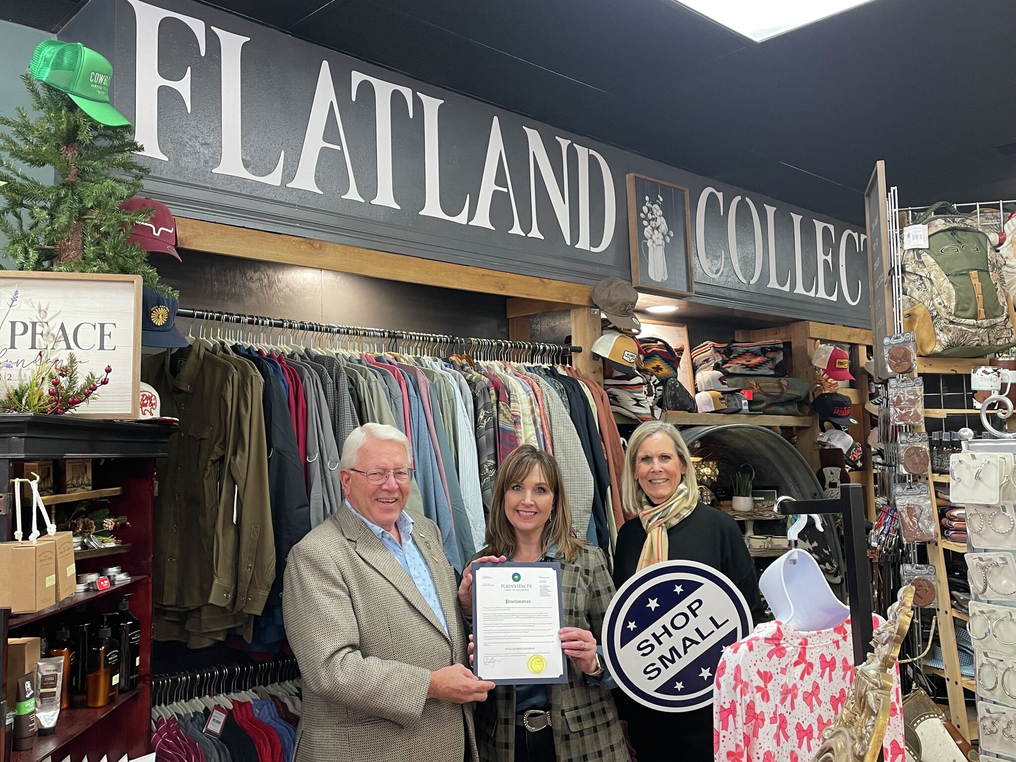 Starnes shares proclamation for Small Business Saturday in Plainview