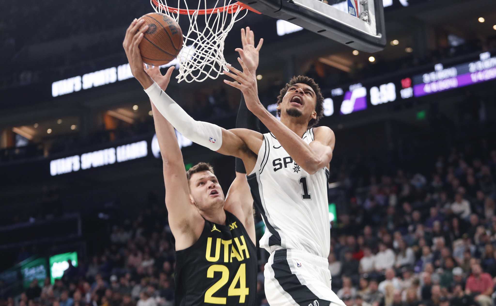 3 takeways as Spurs beat Jazz to keep their win streak alive