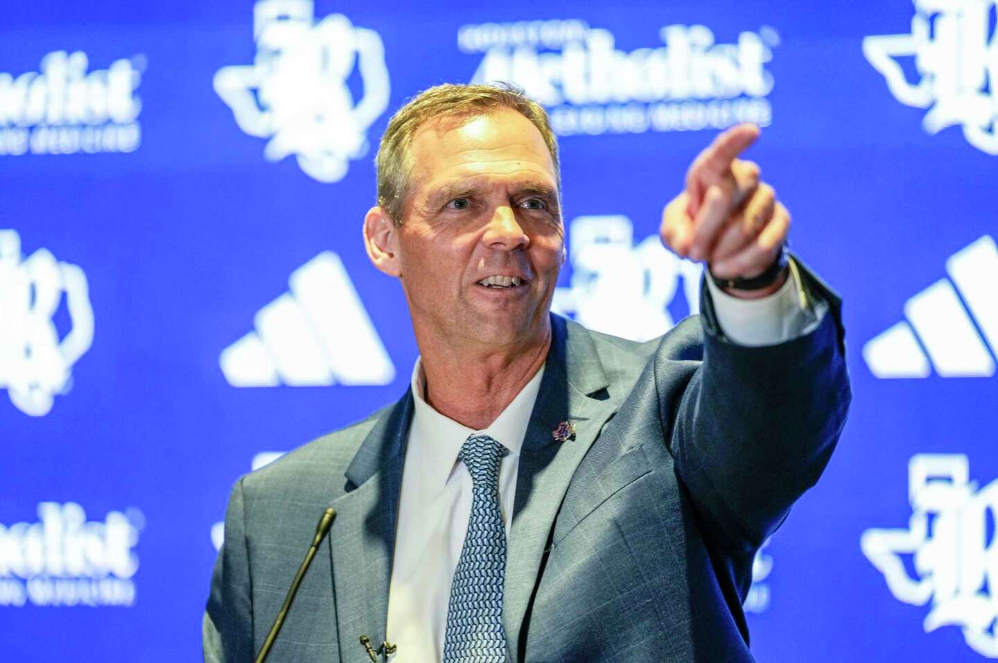 Rice Owls football: Scott Abell fits school's goals as football coach