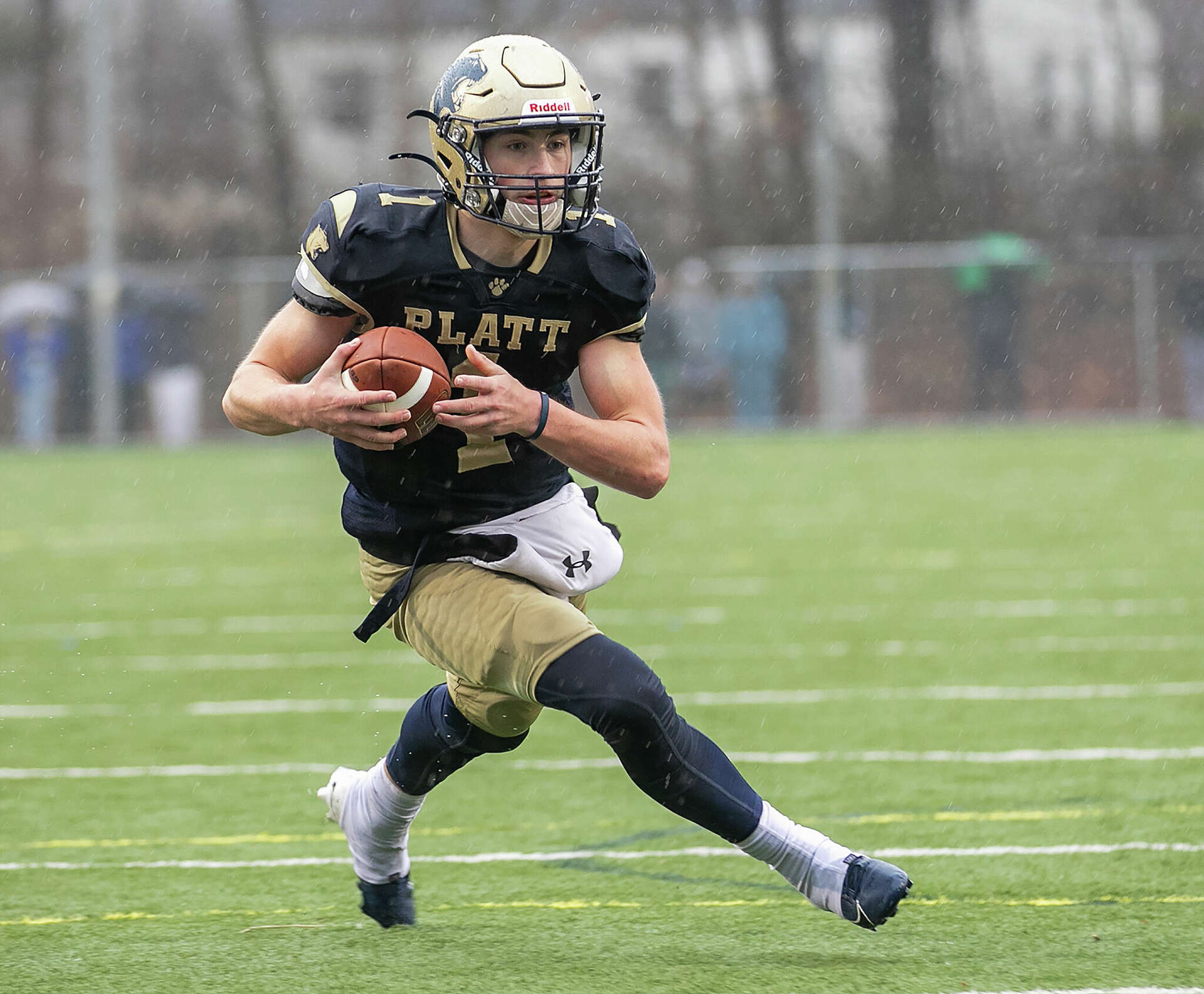 Maloney tops Platt in Meriden Stoddard Bowl, seals CIAC playoff berth