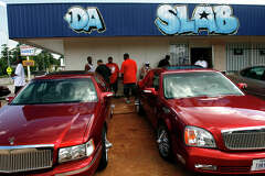 Spiked rims on Texas show car sparks viral TikTok squabble on swangas