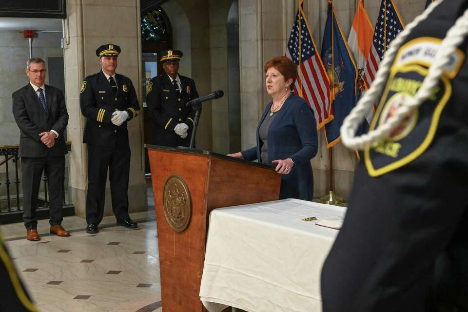 Brendan Cox back as chief of the Albany Police Department