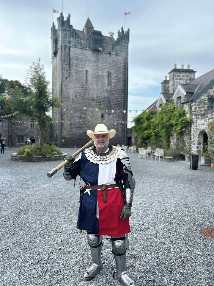 Medieval-combat tournament brings armored fighters to Conroe
