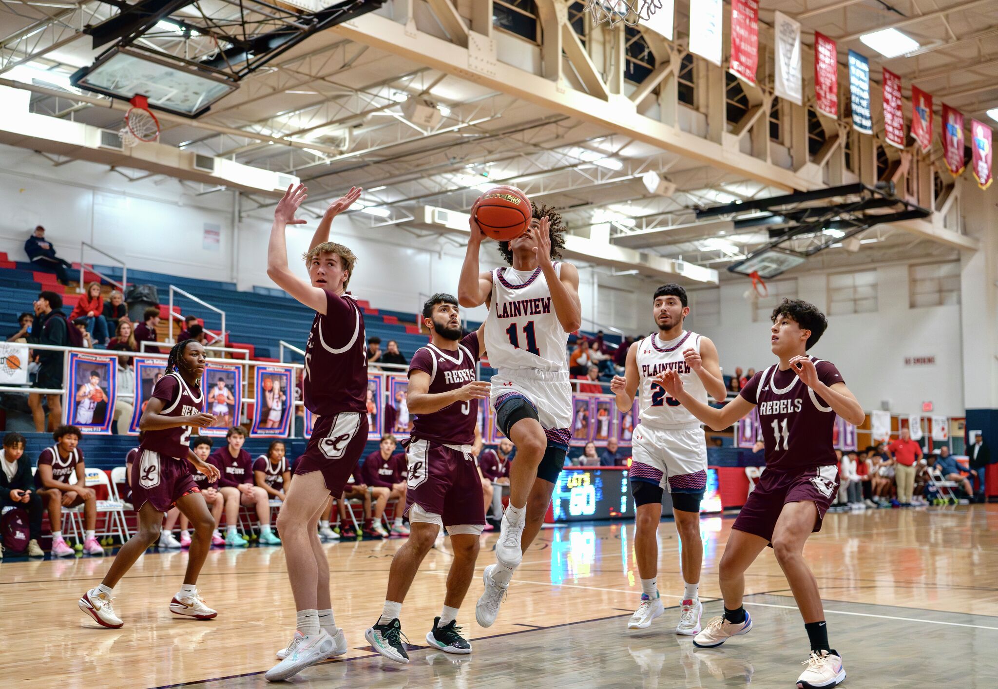 B-BALL PREVIEW: Coach Ogle leads Plainview into promising new season