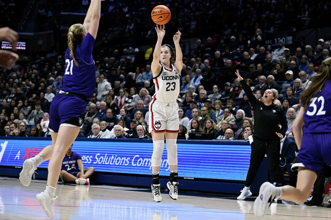 UConn women's basketball defeats Holy Cross thanks to newcomers