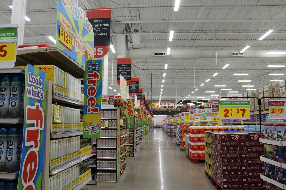 PHOTOS: Inside the newest and biggest H-E-B in Austin