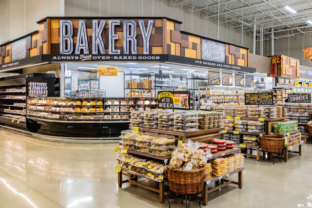 PHOTOS: Inside the newest and biggest H-E-B in Austin