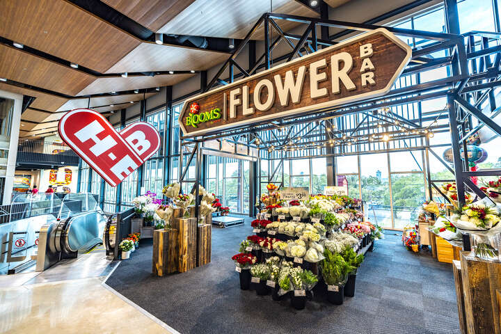 PHOTOS: Inside the newest and biggest H-E-B in Austin