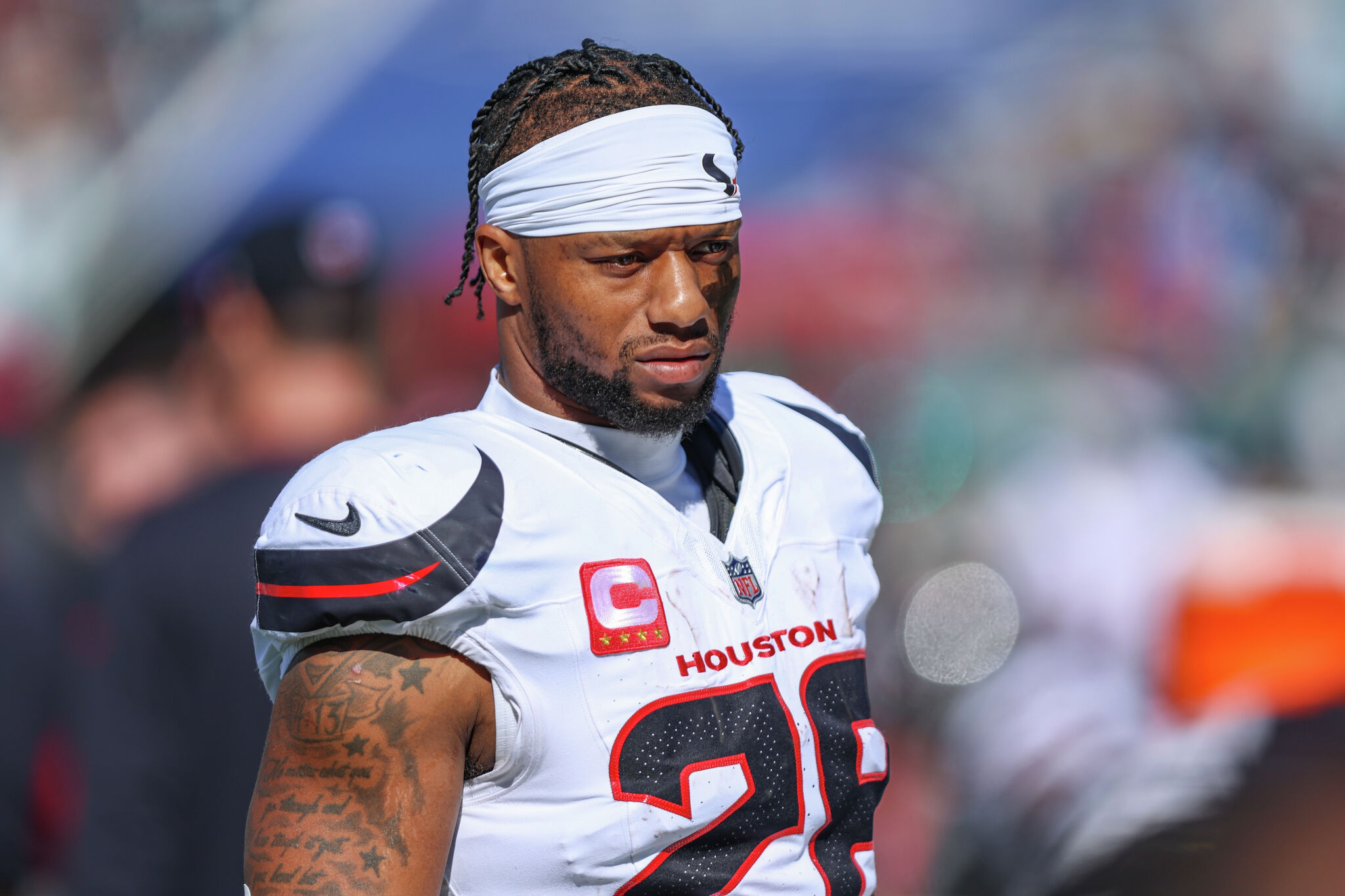 Joe Mixon rips NFL's Jon Runyan for Azeez Al-Shaair suspension