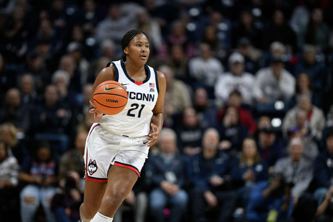 UConn women's basketball freshman Sarah Strong honored by Big East