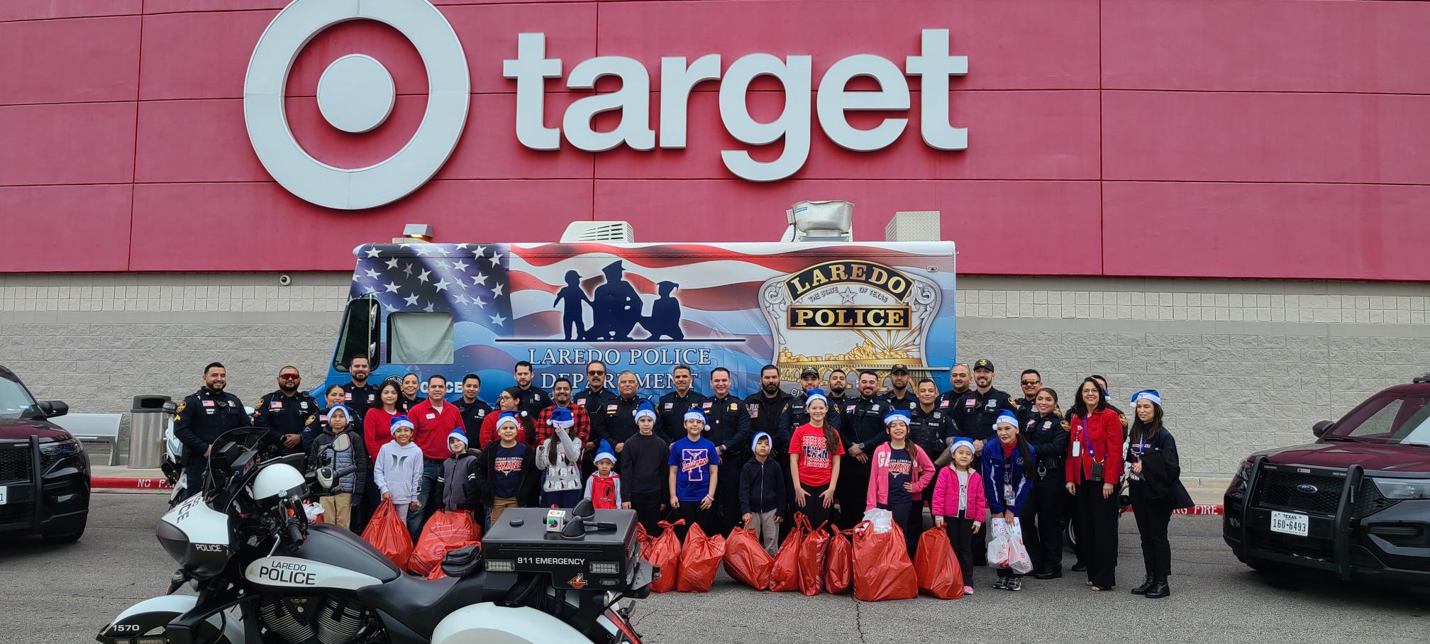 Heroes and Helpers: Laredo PD, students go on Target shopping spree