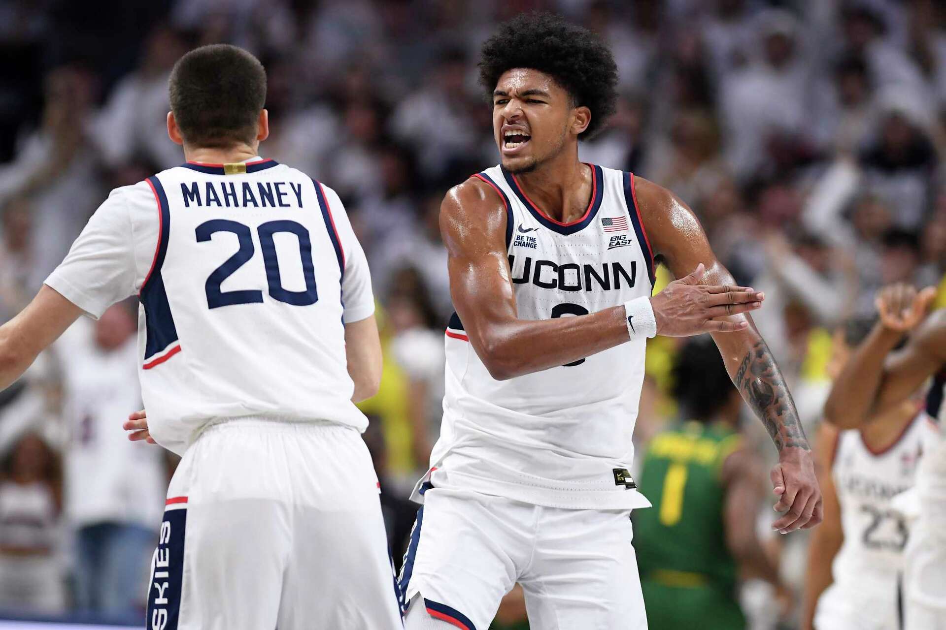 UConn's Jaylin Stewart comes up big in win over Gonzaga
