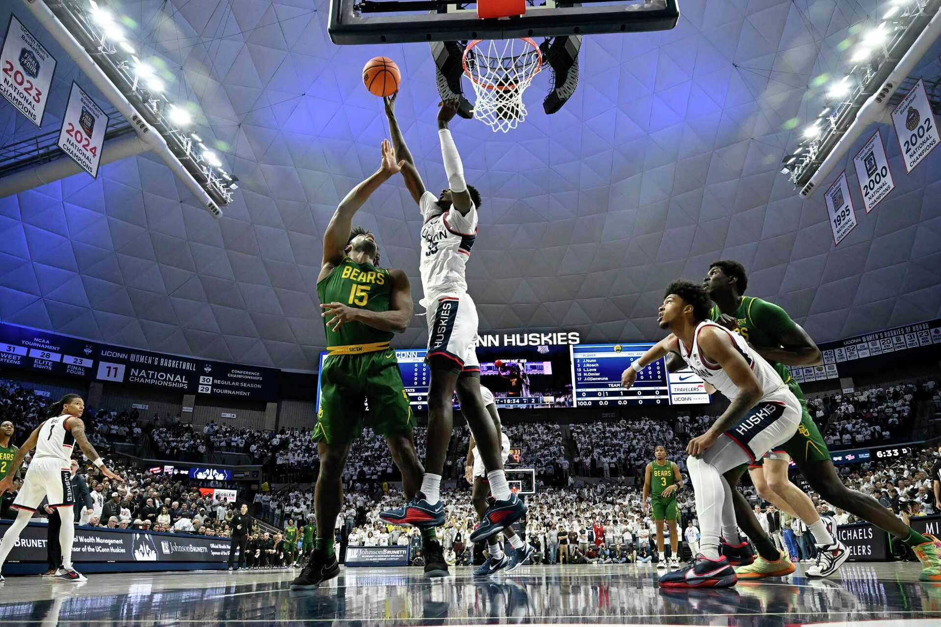 Samson Johnson was an 'incredible warrior' in UConn win