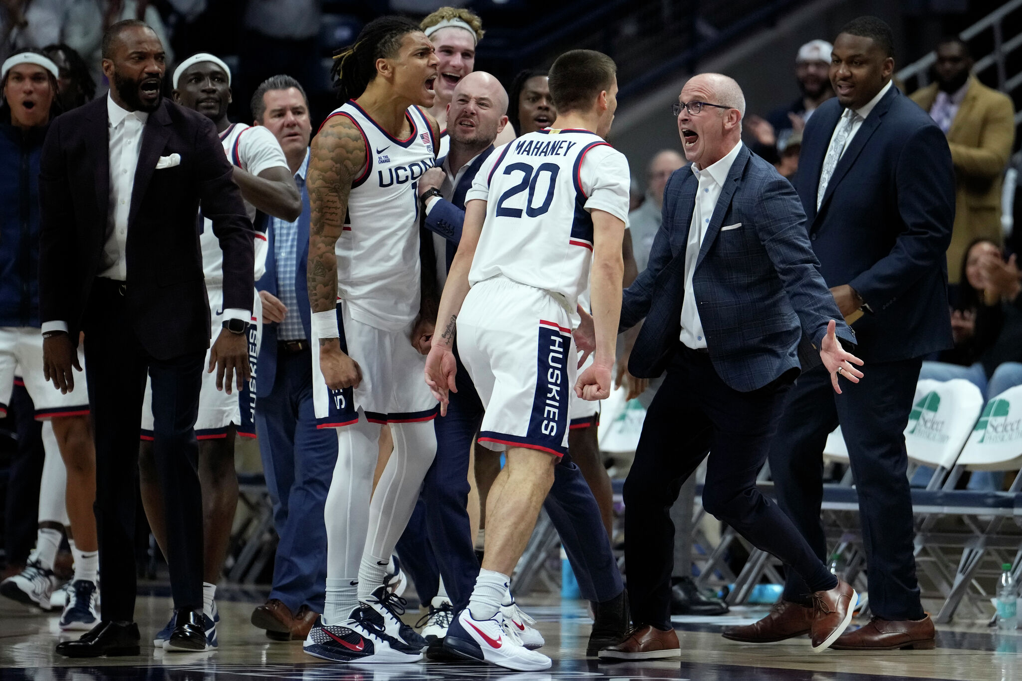 UConn's Aidan Mahaney, Dan Hurley celebrate vs. Baylor with headbutt