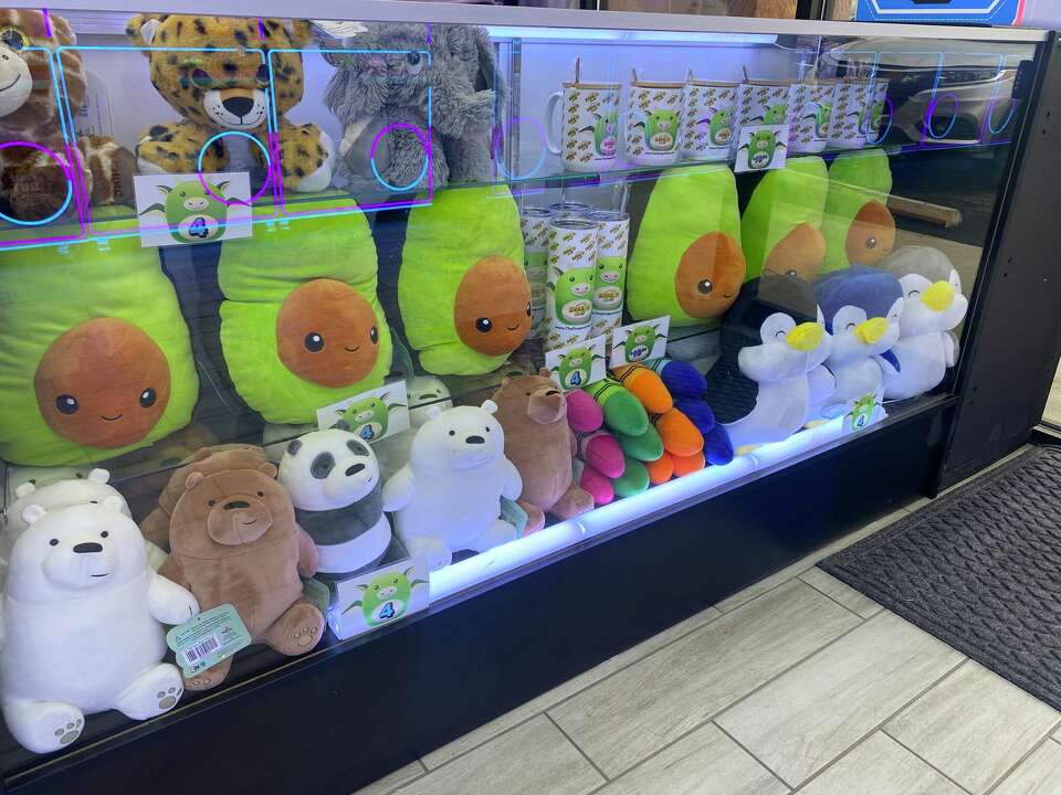 Unique 'claw-only' machine arcade opens in San Antonio