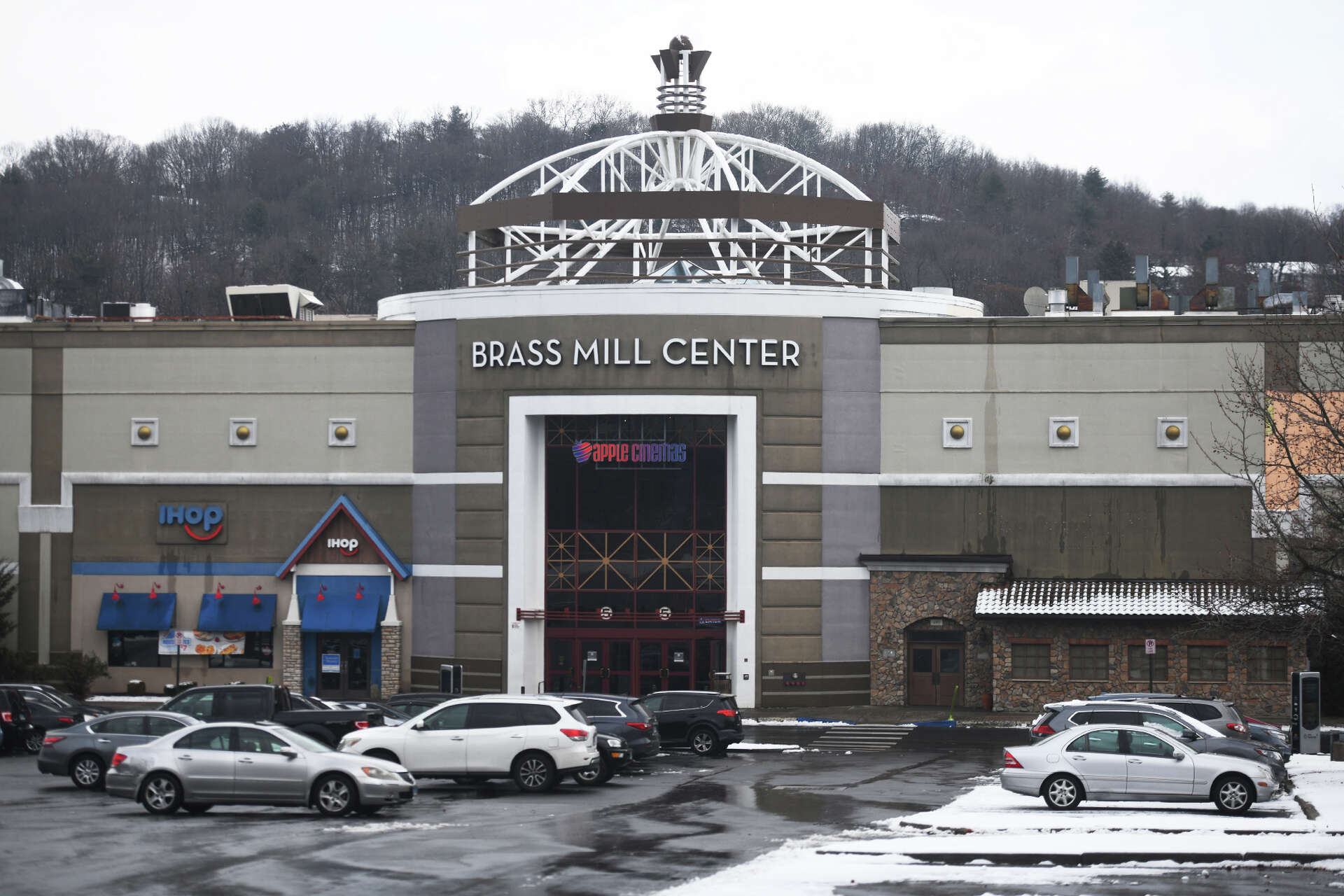Burlington, FYE leave vacancies at Waterbury's Brass Mill Center mall