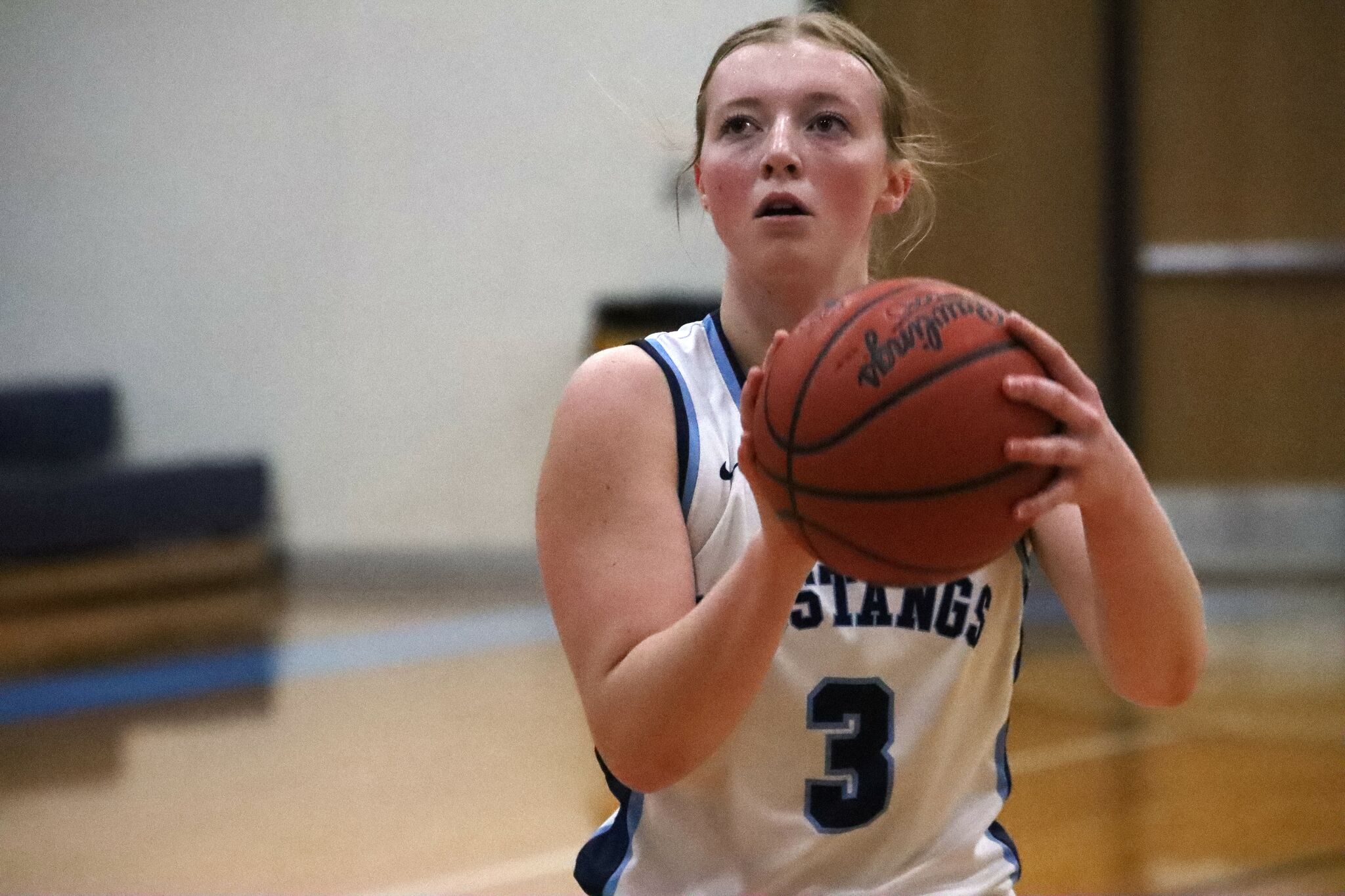 Meridian's McLaughlin goes for 30 in Mustangs' win