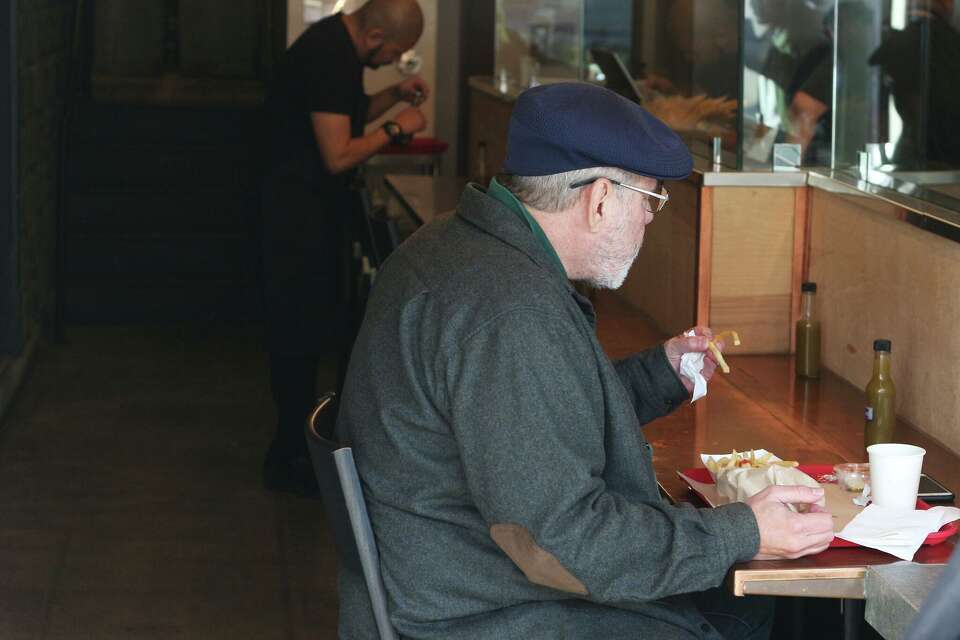Hamburger Project sells 1,000 burgers in first two days