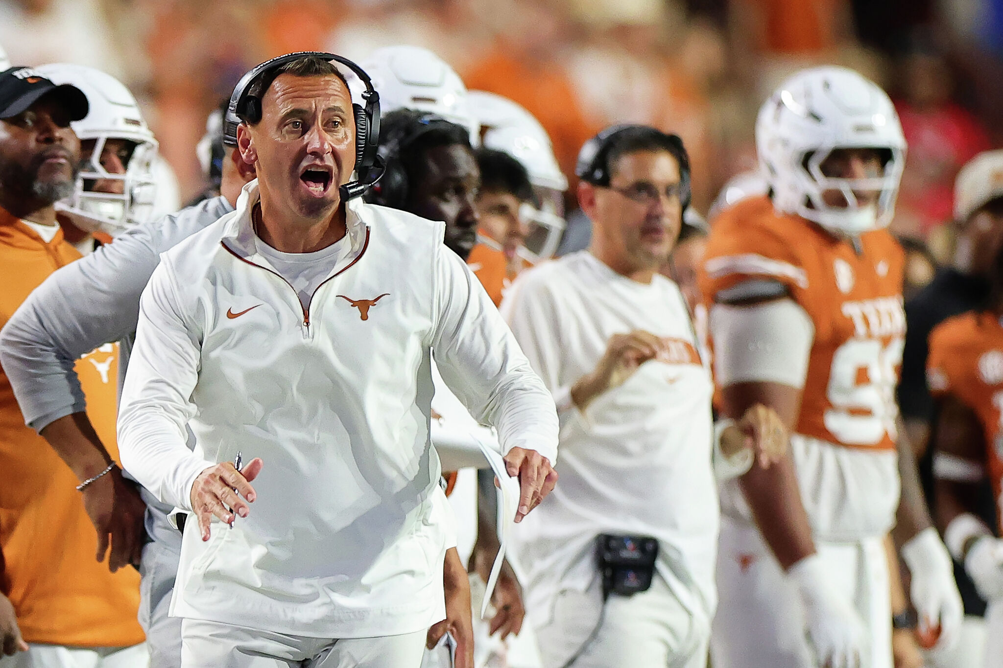 Texas Longhorns sign No. 2 defensive tackle in the nation