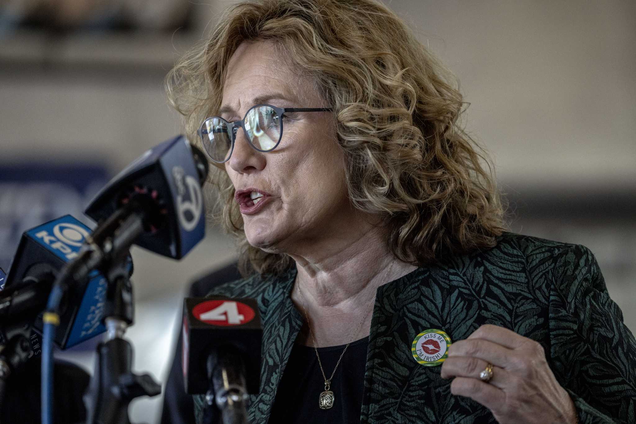 This outgoing BART director gave out MAGA hats as a parting gift