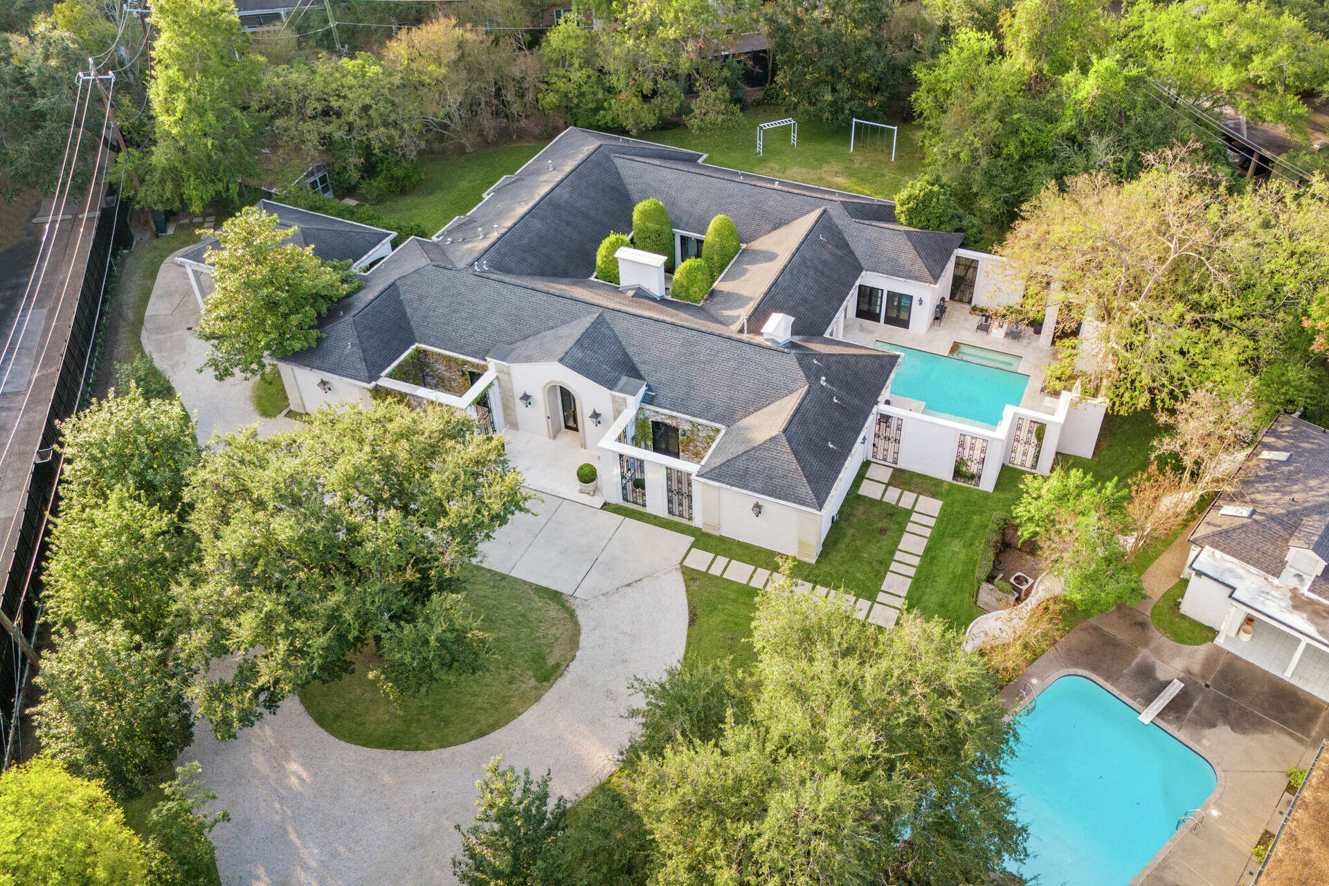 Midcentury modern mansion by pioneering Texas architect hits market