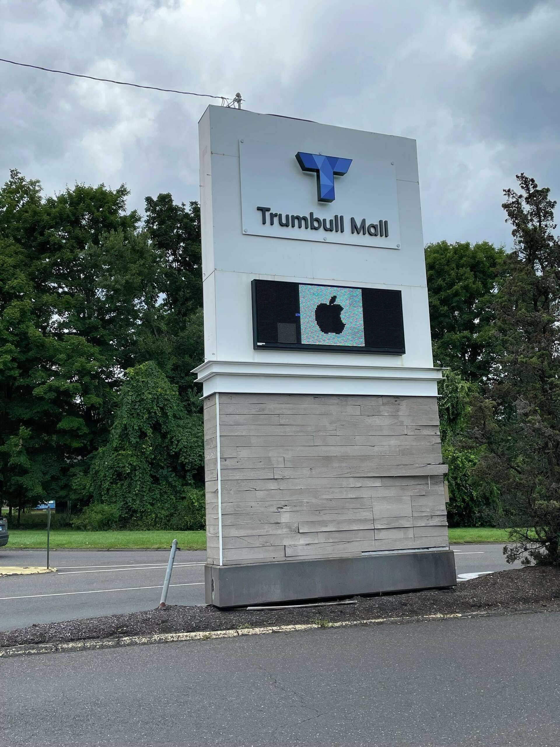 Trumbull officials seeking more senior housing in town in 2025