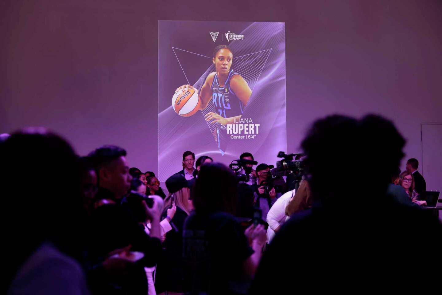 Valkyries select Kate Martin, Kayla Thornton in WNBA expansion draft