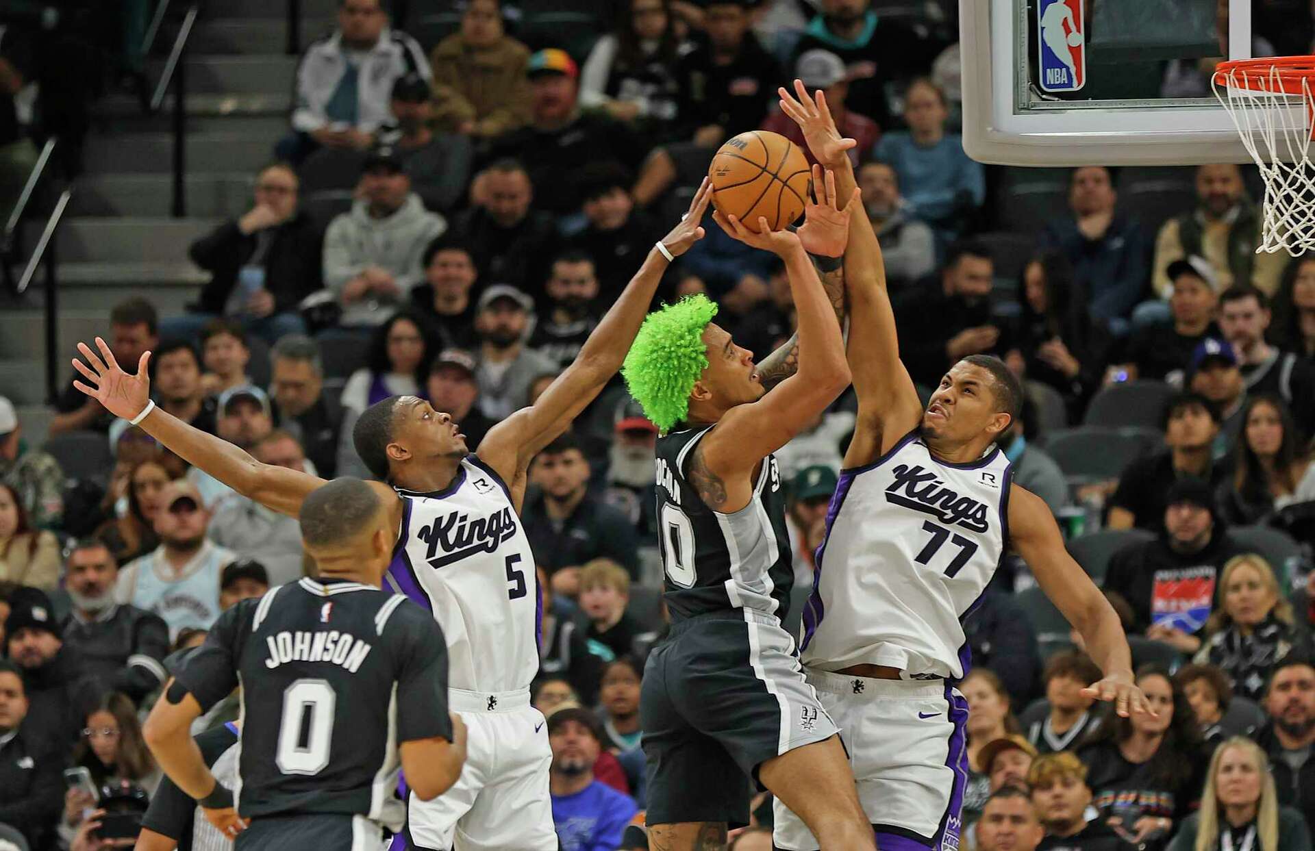 De’Aaron Fox trade rumors pick up, could Spurs emerge as destination