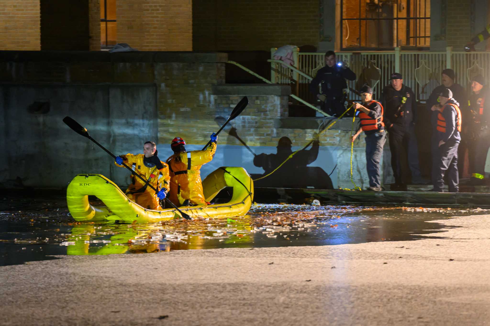 Divers recover body from Washington Park Lake in Albany