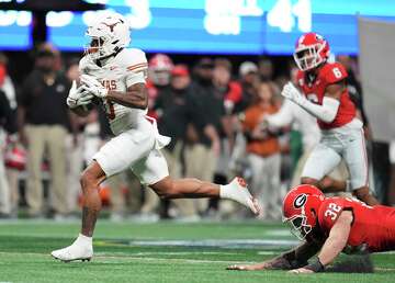 Texas football: WR DeAndre Moore Jr. isn't shy on goals, or talent