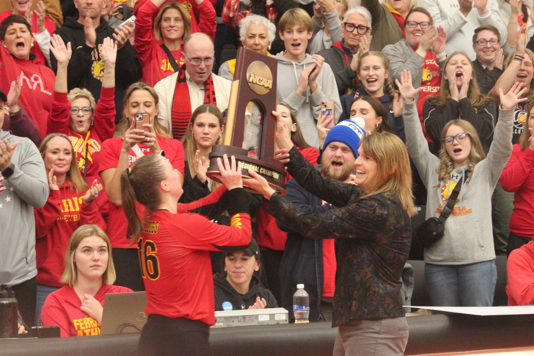 Ferris volleyball team survives championship cliffhanger