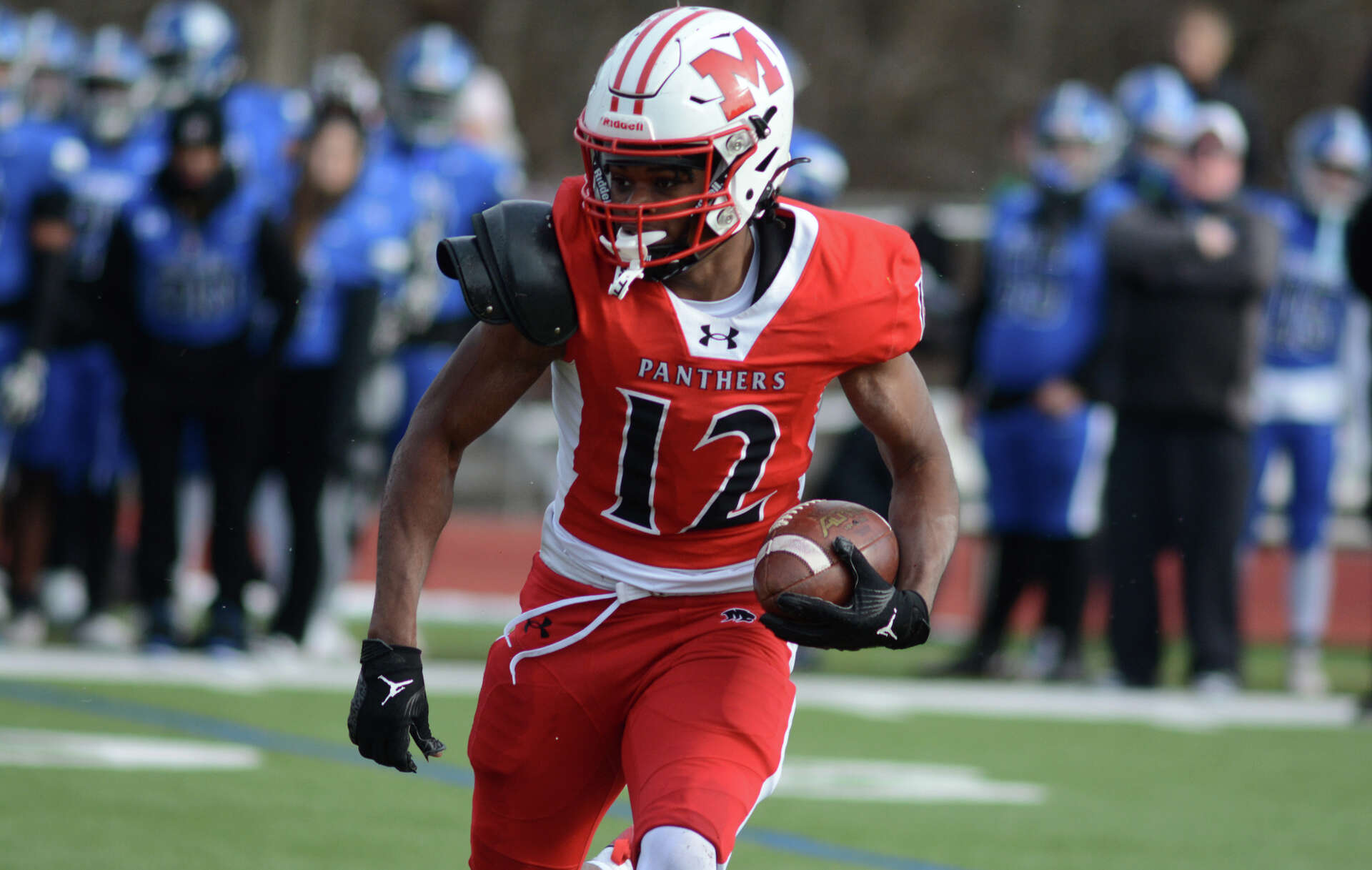 Masuk's Walker twins helped Panthers to CIAC Class MM football title