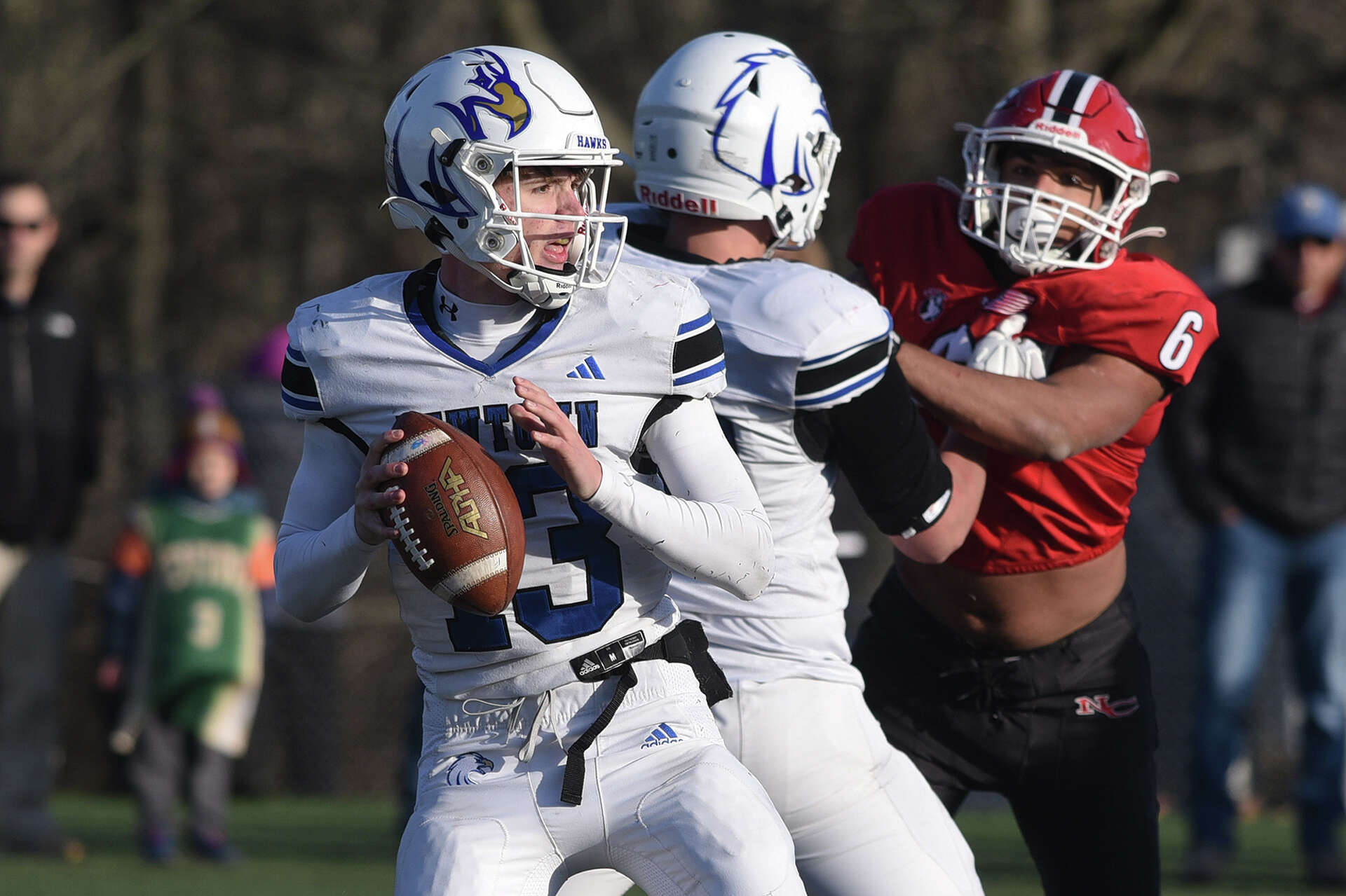 New Canaan football defeated Newtown in the CIAC playoff semifinals