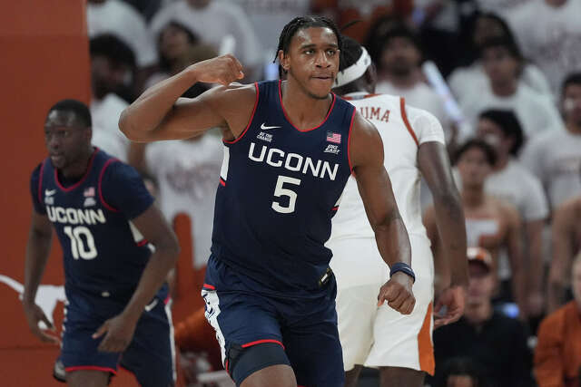 UConn’s Tarris Reed Jr. is learning to be a Grizzly on the court