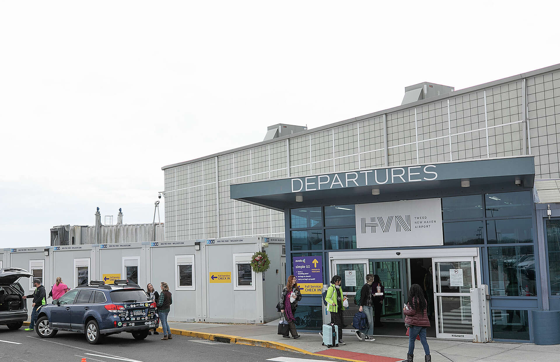 Tweed New Haven Airport adding 3rd TSA screening lane
