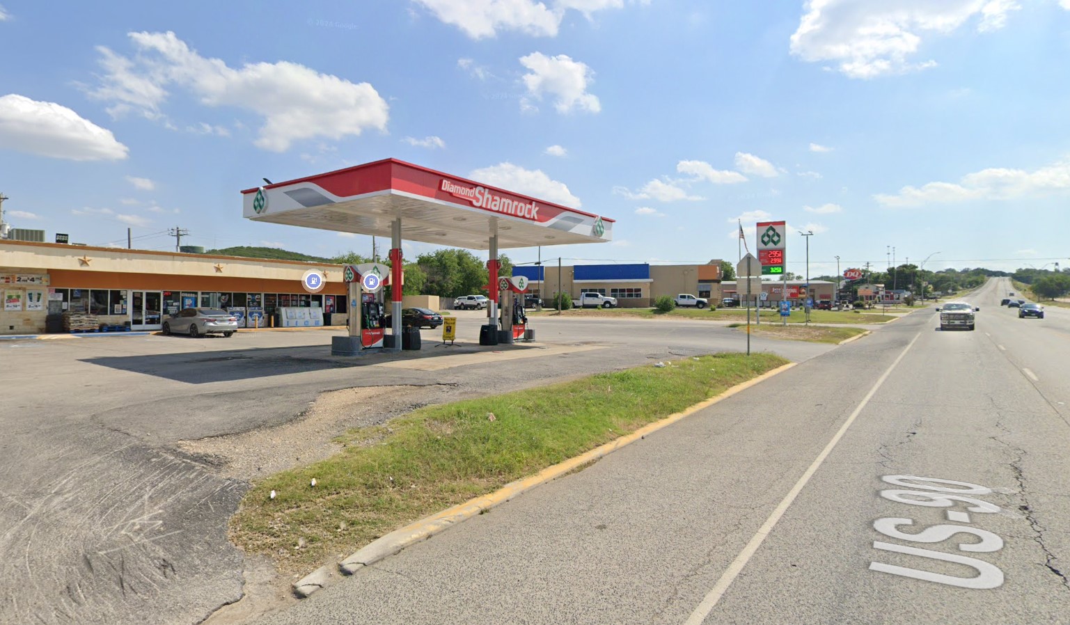 Suspicious package found at Castroville gas station