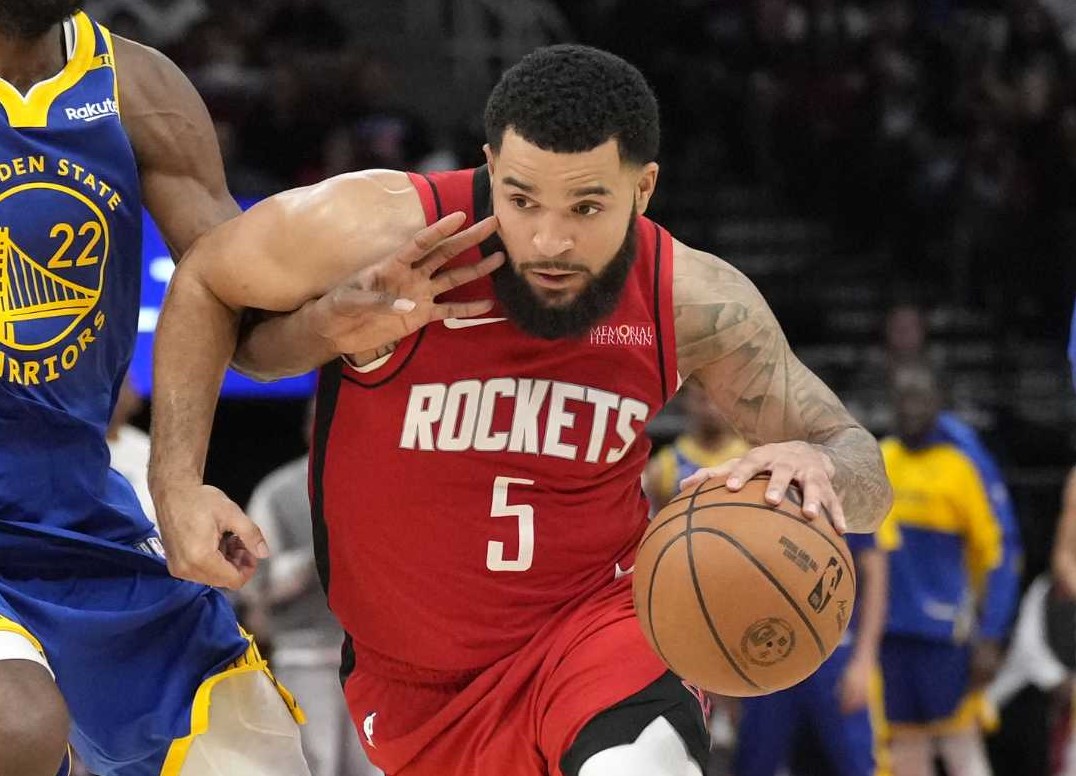 Houston Rockets: Players find ignoring social media is a best practice