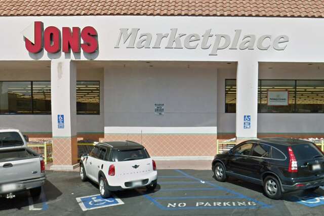 Vons vs. Jons: An eternal Los Angeles grocery store debate
