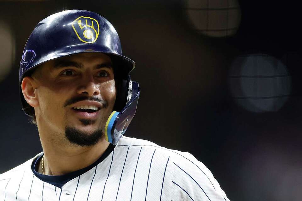 Willy Adames officially inks deal as Giants prioritize talent and fit