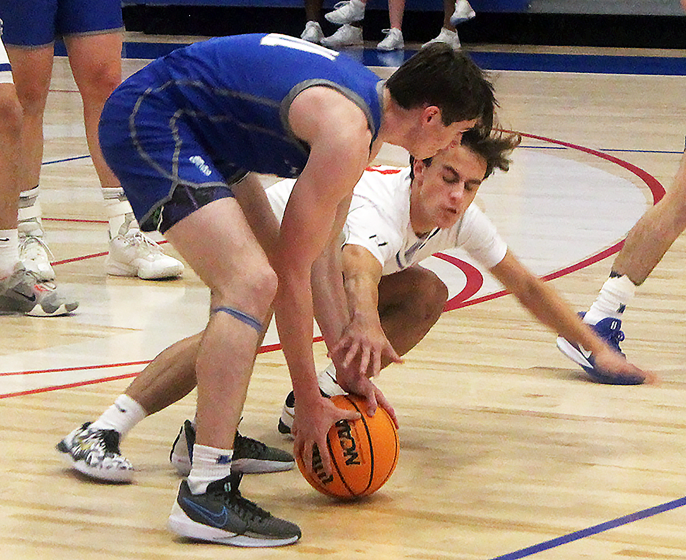 Roxana Shells beat Freeburg in Cahokia Conference opener