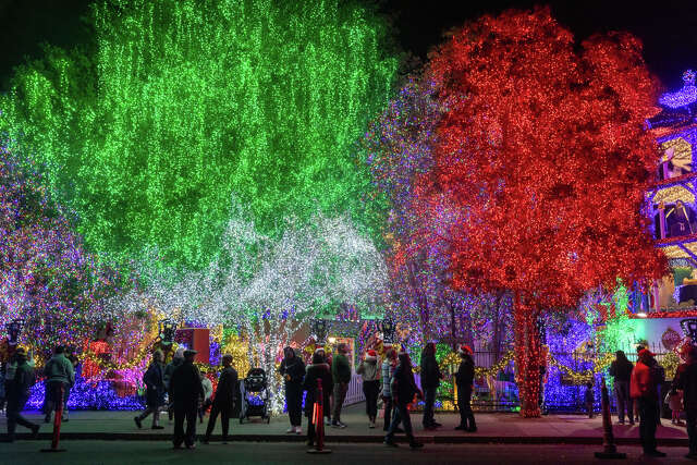 Where to see the best Bay Area holiday lights