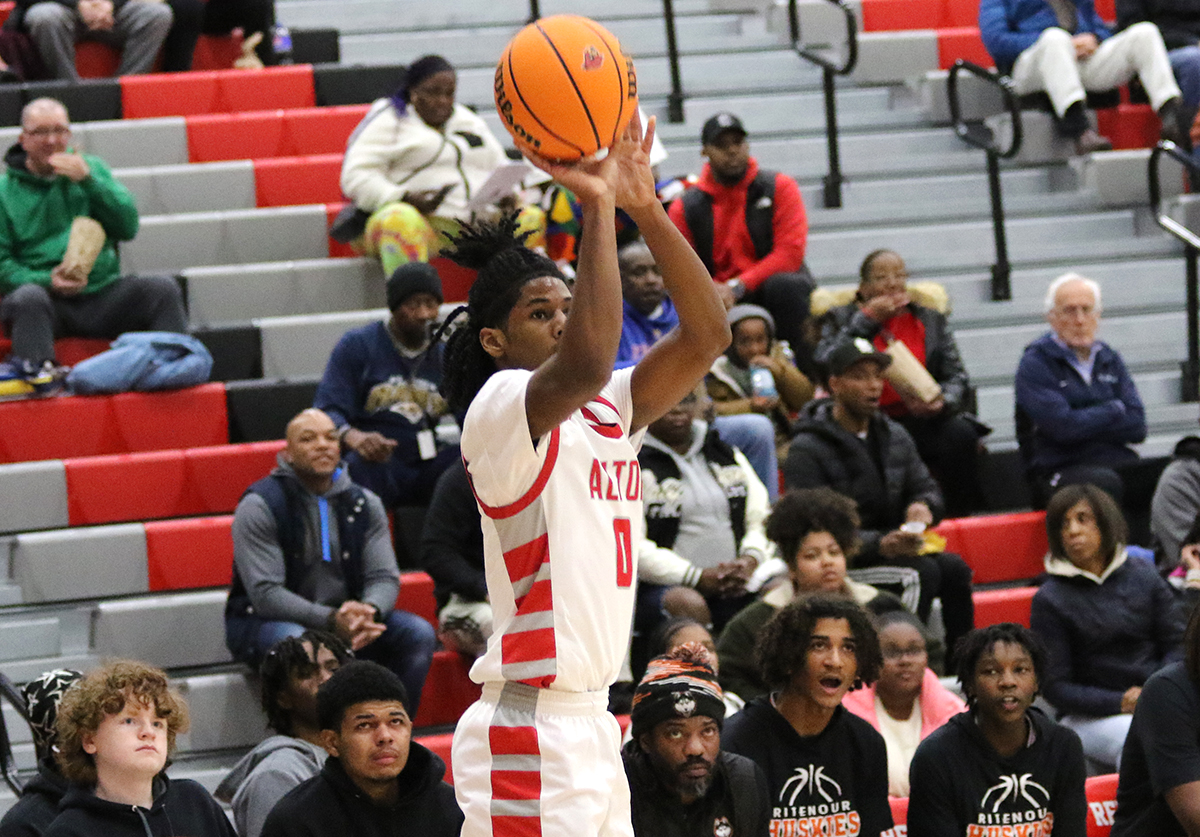 TUESDAY BOYS BASKETBALL: Alton rallies for SWC win over East Side