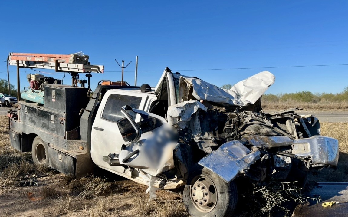 Work truck passenger dies in crash on Zapata highway near Webb County